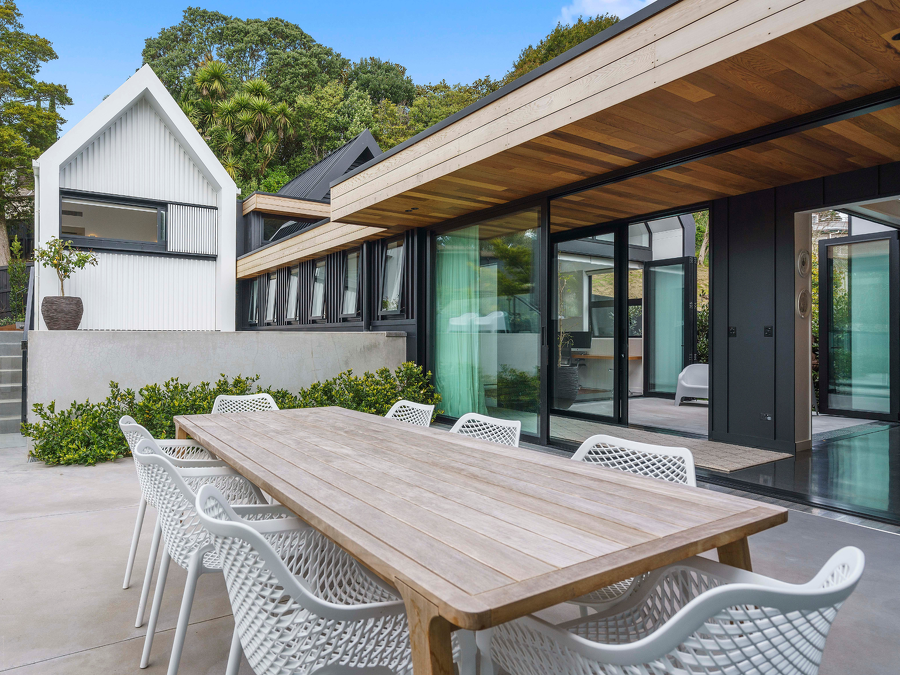 Metro Series ThermalHEART® Aluminium Doors & Windows | APL Joinery ...