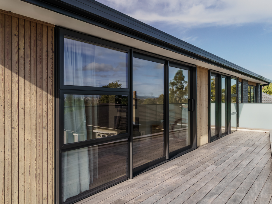 Residential Series ThermalHEART® Aluminium Doors & Windows | APL ...
